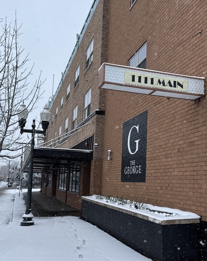 203 Vintage Escape In A 1930s Gem - Klamath Falls, OR