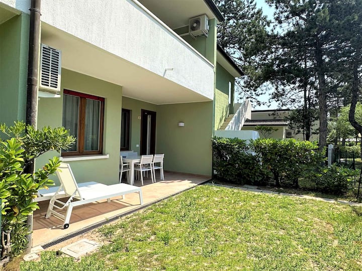 Appartement De Vacances Meublé De Façon Moderne Av - Bibione