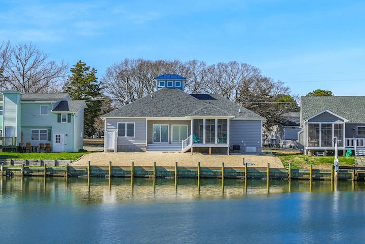 Mulligan Home - Waterfront W/ Boat Dock & Pools! - Chincoteague, VA