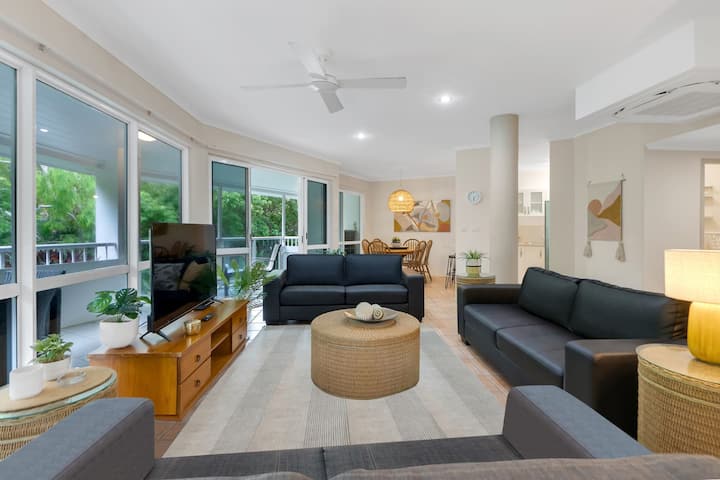 Coral Coast—rainforest Resort By Palm Cove Beach - Cairns