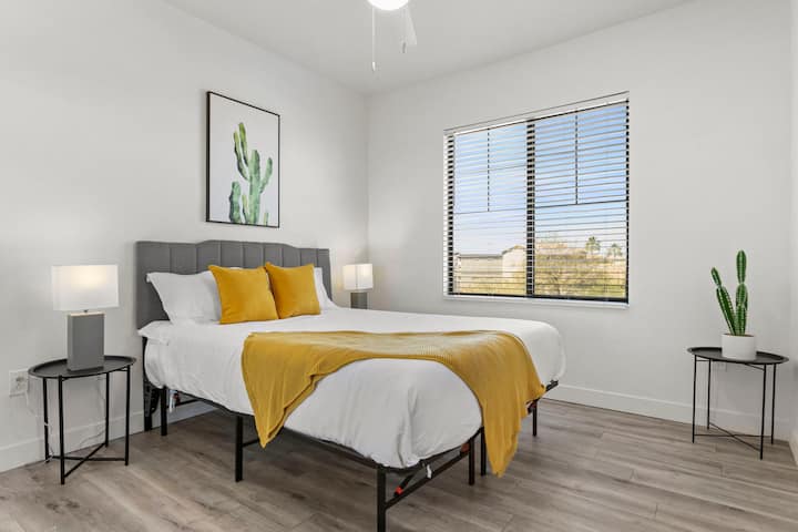 Cozysuites Glendale By The Stadium With Pool! 18 - Glendale, AZ