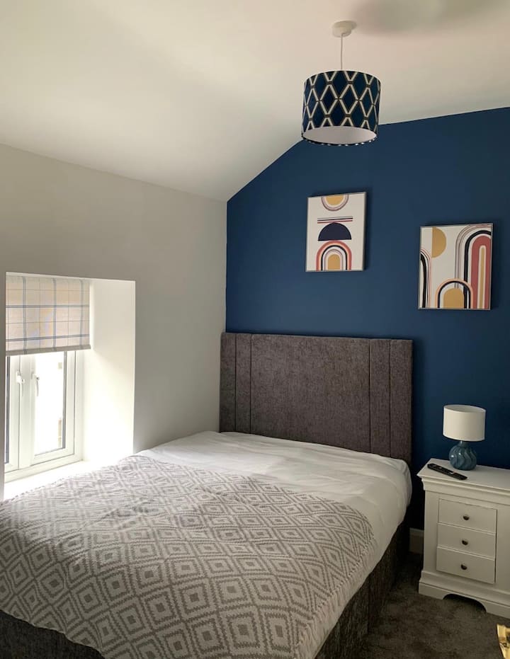 6 Eyre Square Lane - Galway