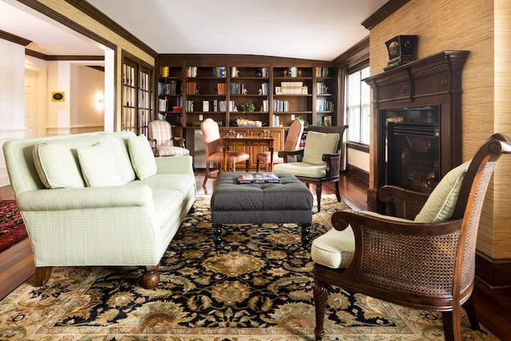 Romantic Club Suite | Window Seat & Fireplace - Dewey Beach, DE
