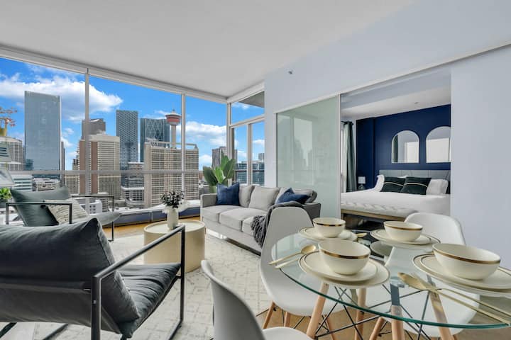 The Yyc Lookout Tower & City Vibes 2br W Parking - Calgary