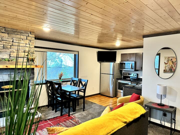 Lester River Suite W/ Sauna & Fire Pit - Gooseberry Falls State Park, Two Harbors