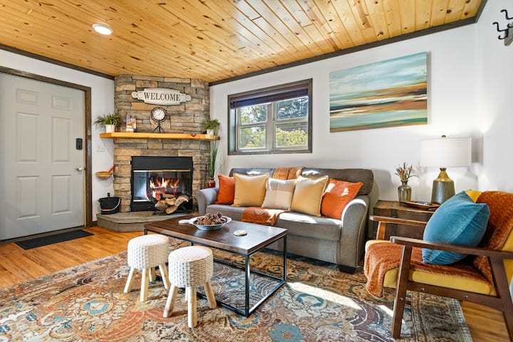 Trailside Suite With Wood Fireplace - Split Rock Lighthouse State Park, Two Harbors