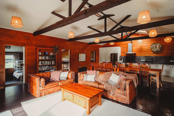 Paradise Valley Lodge - The Lodge - Rotorua