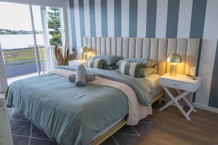 Serene Riverview Haven - Goolwa