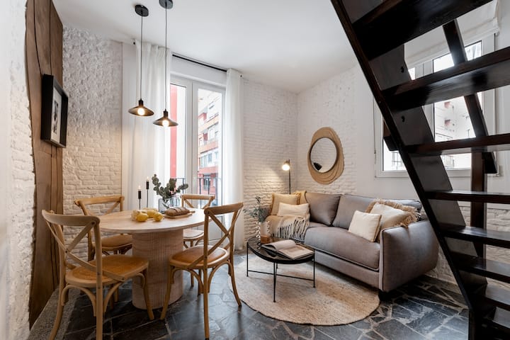 Luci - 1 Bedroom And Office In Cuatro Caminos - Madrid