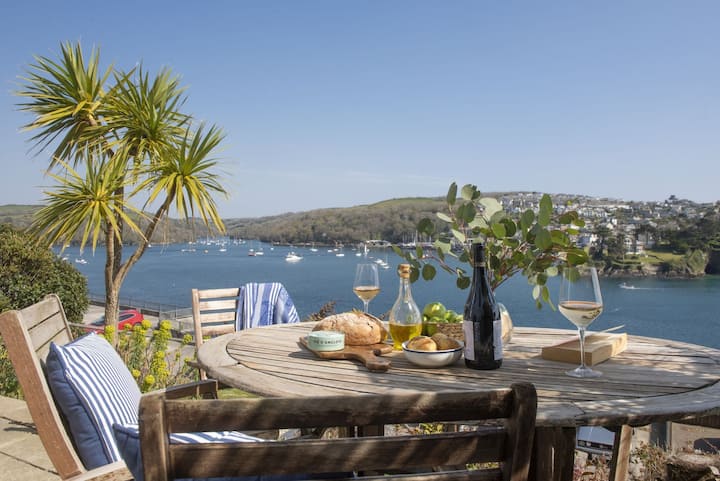 Dolly's Plaice, Fowey - Fowey