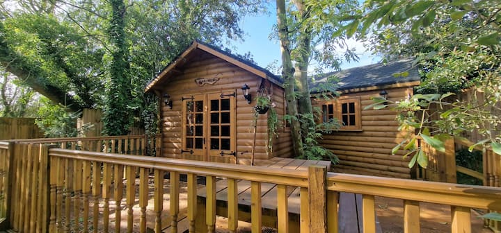 Beautiful 1-bed Cabin In Newmarket - 뉴마켓