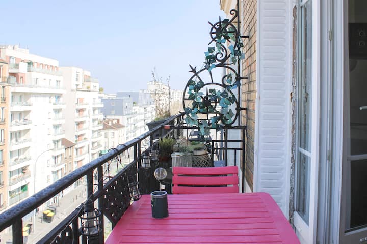 Appartement Avec Balcon Aux Portes De Paris - Pigalle