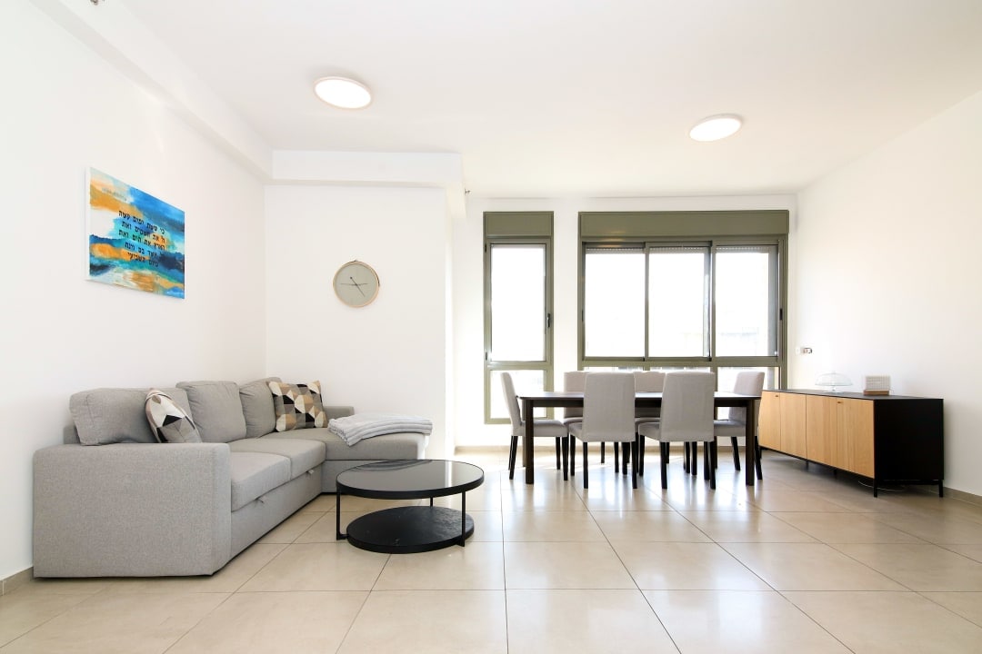 Strictly kosher 2BR in Baka - Flats for Rent in Jerusalem, Jerusalem ...