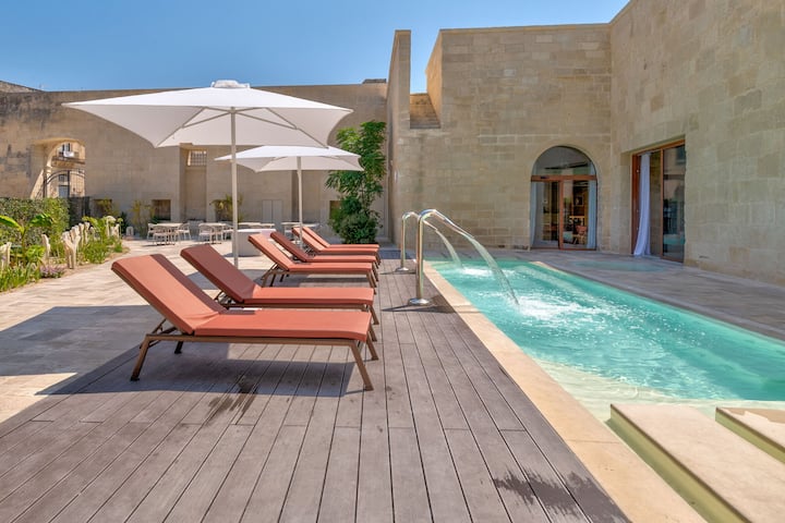 Palazzo Corte Dei Granai - Galatina