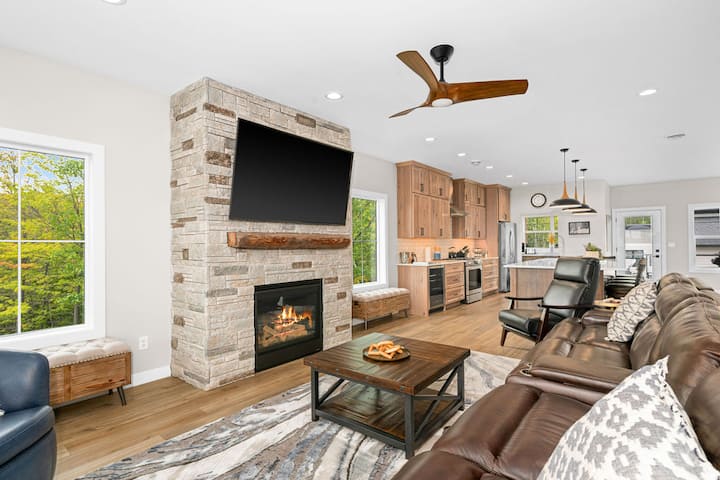 Riverwest At Spirit Mountain Oasis-brand New - Duluth, MN