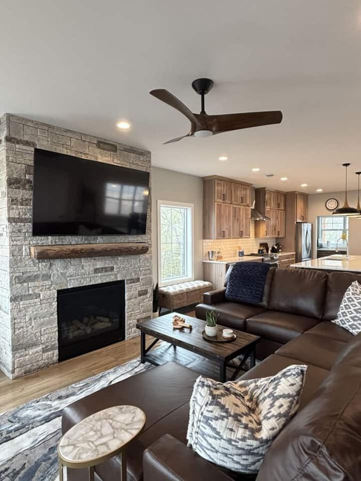 Riverwest At Spirit Mountain Oasis-brand New - Jay Cooke State Park, Carlton