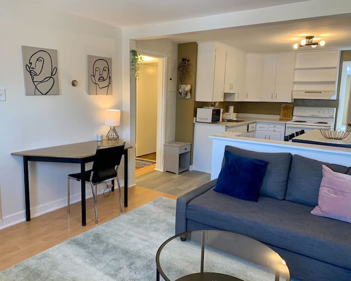 Central Location, Cozy, And Well-equipped - Halifax