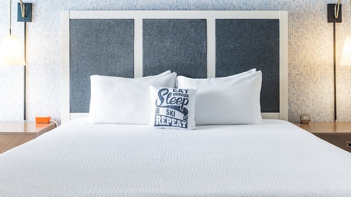 Perfect For Small Groups! Pet-friendly, Pool - Steamboat Springs