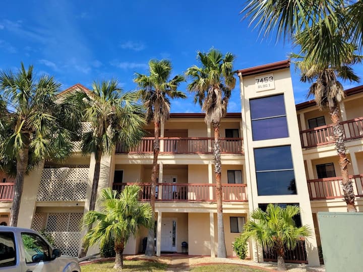 Cute 1 Bed, 1 Bath Condo Is Perfect For A Couples - Navarre, FL