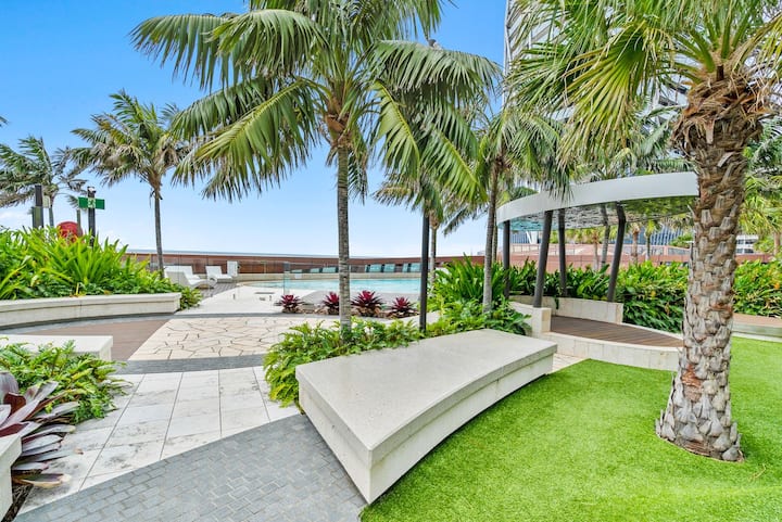 Jewel - Luxury One Bedroom Apartment - Coasthm - Broadbeach