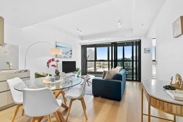 Jewel - Luxury One Bedroom Apartment - Coasthm - Surfers Paradise