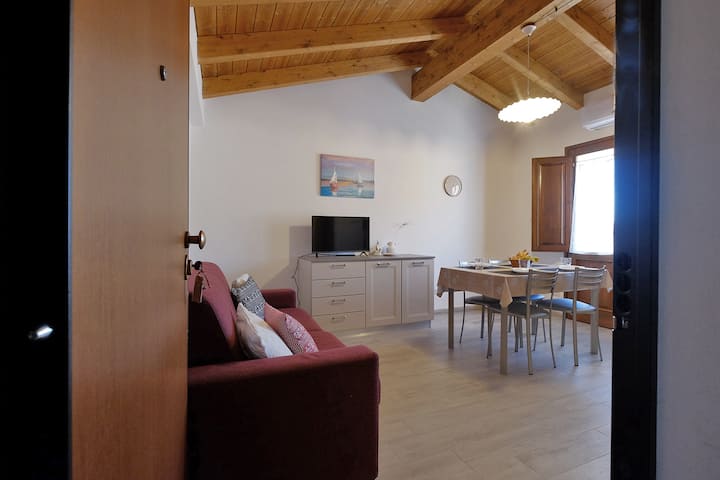 Dimora Rossa Sulla Casa Baronale - Teulada