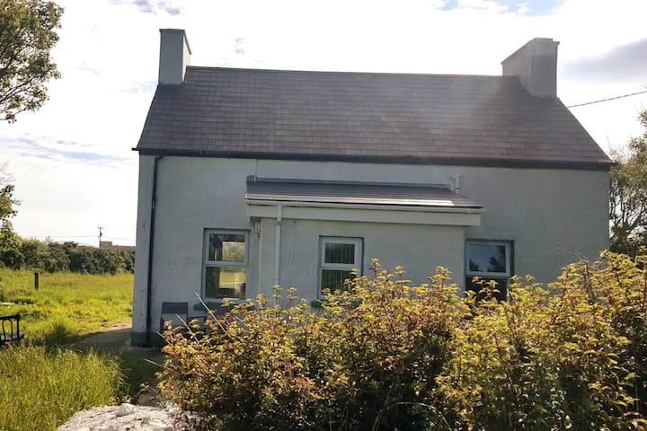3br-sea View-fireplace-garden-free Parking - Dunfanaghy