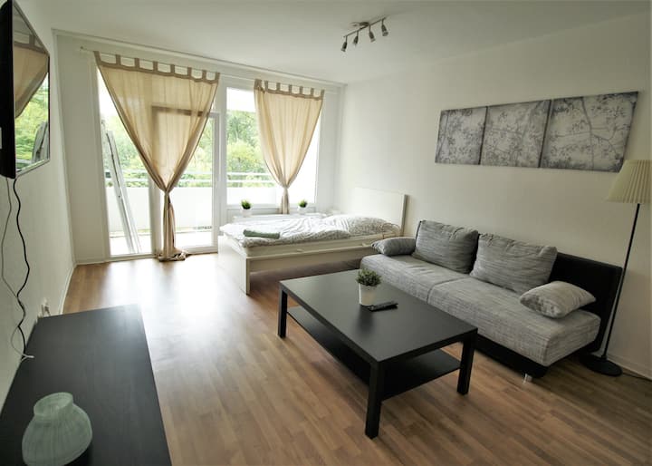 D15 Ferienwohnung Düsseldorf Mit 2 Balkonen - Düsseldorf