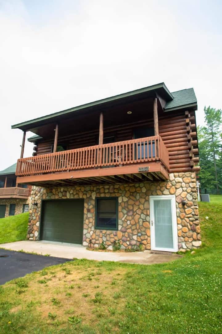 Cabin 2364 - Sizable Log Cabin Within Private Resort - Gaylord, MI