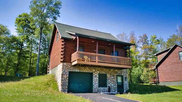 Cabin 2440 - Beautiful Log Cabin In Private Resort - Gaylord, MI