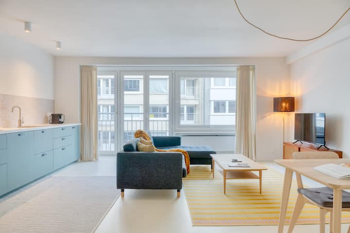 Stay In The Heart Of Ostend – Steps From The Beach - Ostende