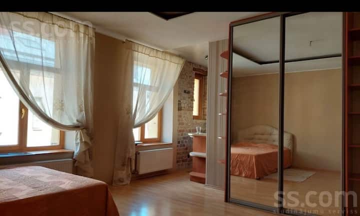 Stunning 1-bed Apartment Riga - Riga