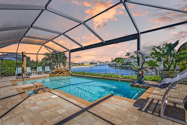 Waterfront Haven | Pet Friendly | Heated Pool - Pine Island, FL