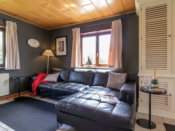 Retraite Avec Vue Sur La Forêt De Rendeux - Rendeux