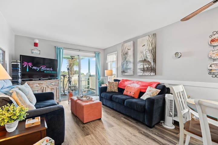 Oceanfront 2 Br Villa-pool-corner Balcony-king Bd - North Myrtle Beach, SC