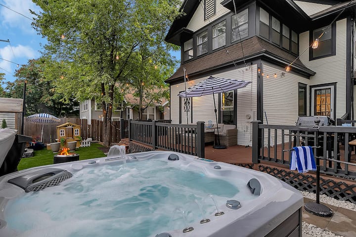 College Hill Creole - Hot Tub - Massage Chair - 위치토