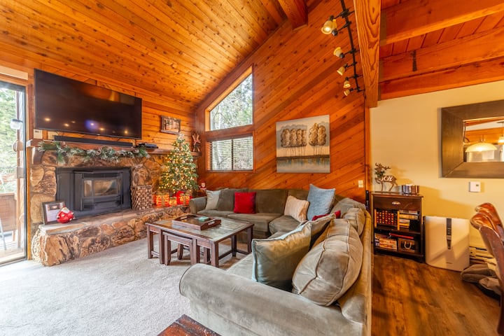 Pet Friendly Townhome Walk To Golf 314 - Mammoth Lakes, CA