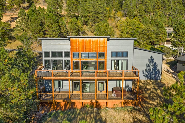 Lunar Ridge - Sturgis, SD