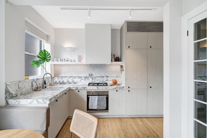 Woollahra Gem I90 - Bondi Beach