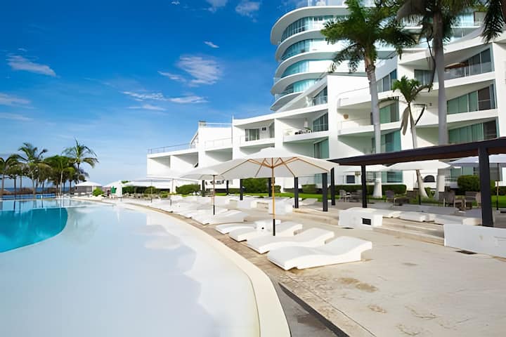 Peaceful Retreat W/ Beach Views & Pool - Nuevo Vallarta