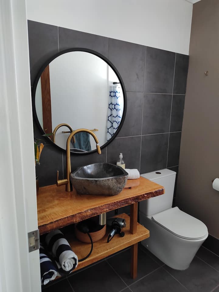 Sweet Escape (Unit 207) At Dolphin Heads Resort - Mackay