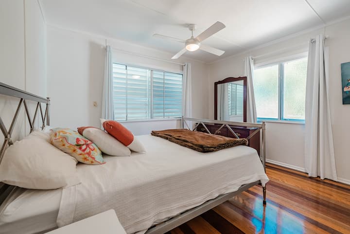 Relaxing 2-bed Beachside Escape - Bribie Island