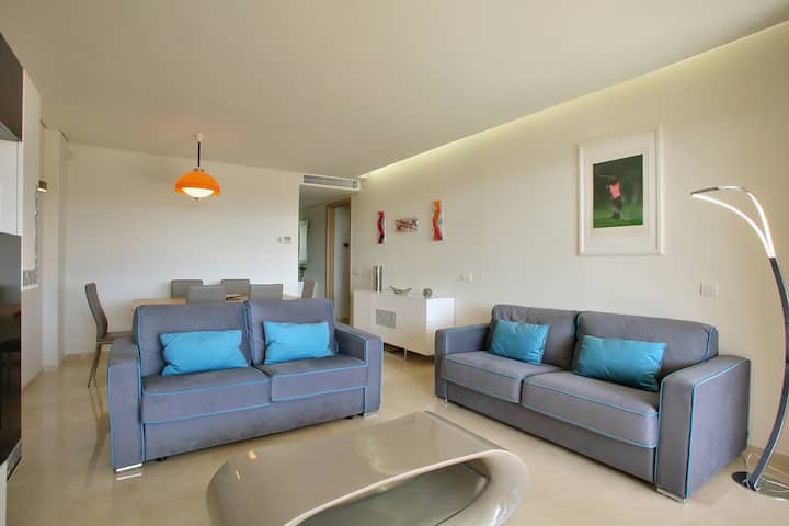 Ribera Del Marlin. 2 Bedrooms. Max 6 Guests. - Sotogrande