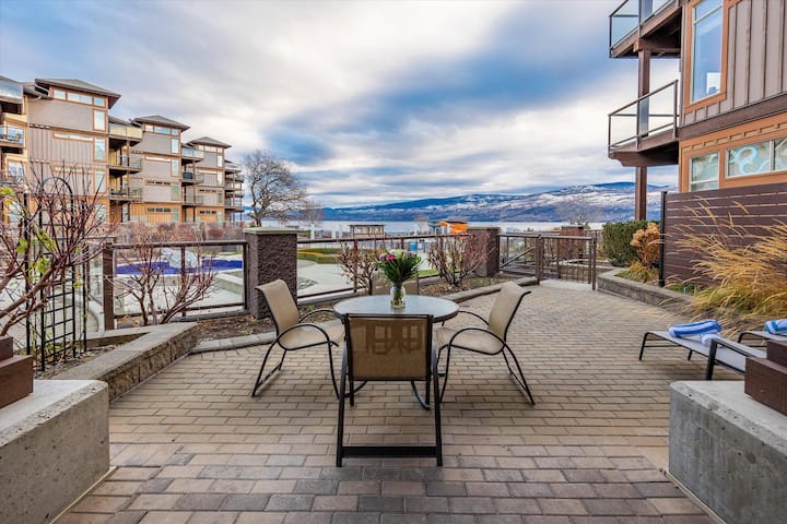 Beautiful Escape At The Cove - Peachland