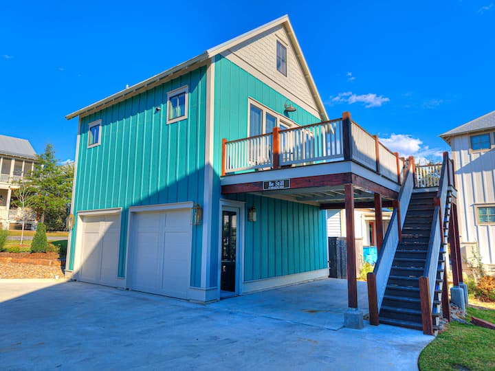 Be Still - Lake Front Apartment - Carlton Landing