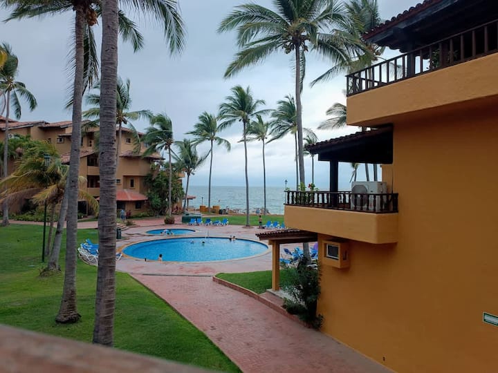 Modern Studio Beachfront In Los Tules, 15-125 A - Puerto Vallarta