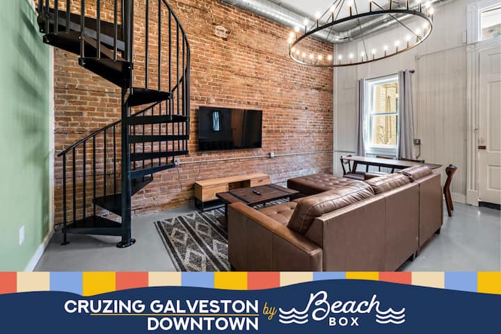 Central Flat In Historic Downtown Galveston - Texas City, TX