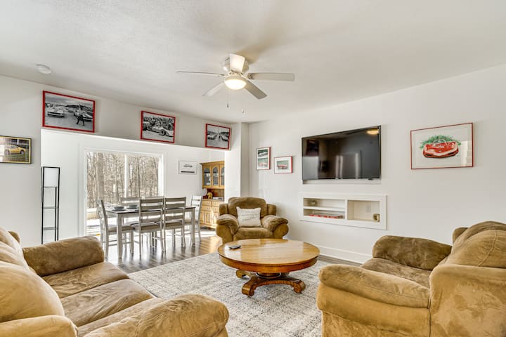 2 Mi To Road America: Pet-friendly Duplex! - Elkhart Lake