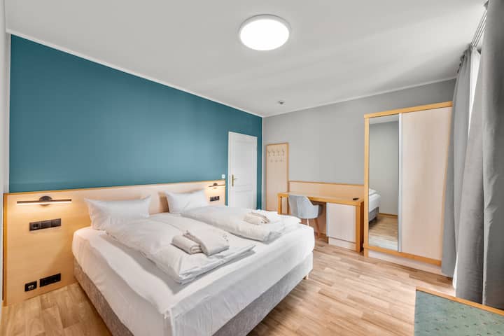 Hotel Friedrichstadt Superior Double Room Balcony - Dresden