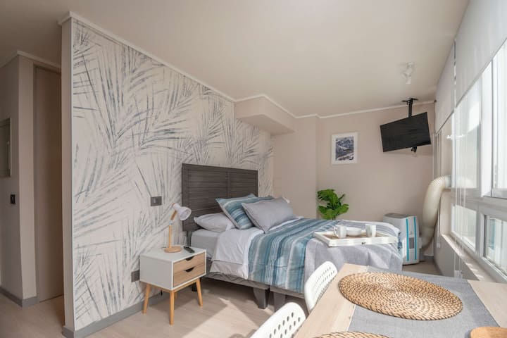 Hom I Aireacond Piscina Gimnasio Metro Santa Lucía - Santiago